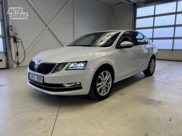 White Skoda Octavia 2017 in Radviliskis, with an engine capacity of 1.60 L and mileage of 157 thousand km for 10350 €, photo 1 on AUTOMOTO.COM.LV