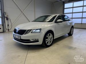 White Skoda Octavia 2017 in Radviliskis, with an engine capacity of 1.60 L and mileage of 157 thousand km for 10350 €, photo 23 on AUTOMOTO.COM.LV