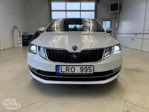 White Skoda Octavia 2017 in Radviliskis, with an engine capacity of 1.60 L and mileage of 157 thousand km for 10350 €, photo 24 on AUTOMOTO.COM.LV