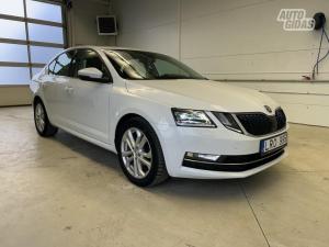 White Skoda Octavia 2017 in Radviliskis, with an engine capacity of 1.60 L and mileage of 157 thousand km for 10350 €, photo 25 on AUTOMOTO.COM.LV