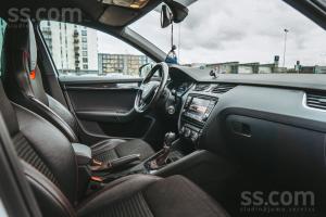 Balts Skoda Octavia 2017 Rīga, ar dzinēja tilpumu 2.00 L un nobraukumu 200 tūkst. km par 9438 €, foto 7 vietnē AUTOMOTO.COM.LV