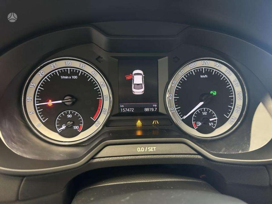Balts Skoda Octavia 2017 Radviliškis, ar dzinēja tilpumu 1.60 L un nobraukumu 160 tūkst. km par 9850 €, foto 17 vietnē AUTOMOTO.COM.LV