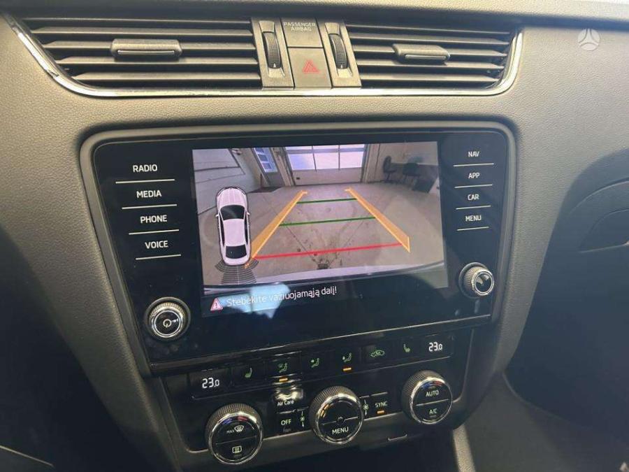 Balts Skoda Octavia 2017 Radviliškis, ar dzinēja tilpumu 1.60 L un nobraukumu 160 tūkst. km par 9850 €, foto 20 vietnē AUTOMOTO.COM.LV