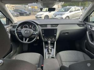 White Skoda Octavia 2017 in Radviliskis, with an engine capacity of 1.60 L and mileage of 160 thousand km for 9150 €, photo 13 on AUTOMOTO.COM.LV