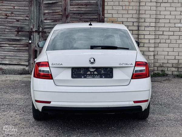Balts Skoda Octavia 2018 Kretinga, ar dzinēja tilpumu 1.60 L un nobraukumu 287 tūkst. km par 7000 €, foto 8 vietnē AUTOMOTO.COM.LV