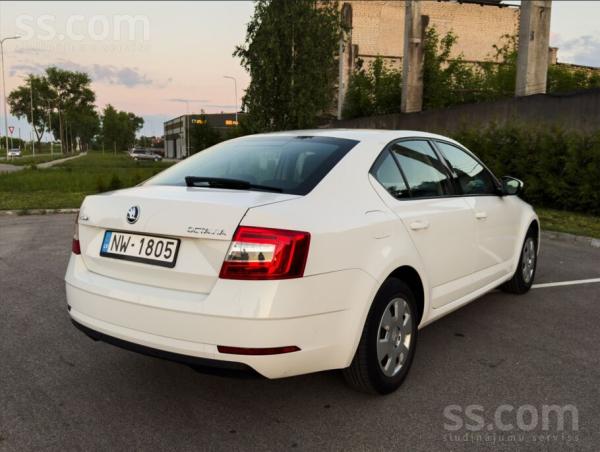 Белый Шкода Октавия 2019 в Рига, объемом двигателя 1.60 л и пробегом 135 тыс. км за 8800 €, фото 5 на AUTOMOTO.COM.LV