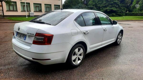 Balts Skoda Octavia 2019 Kauņa, ar dzinēja tilpumu 1.97 L un nobraukumu 258 tūkst. km par 8200 €, foto 5 vietnē AUTOMOTO.COM.LV