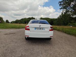 White Skoda Octavia 2019 in Taurage, with an engine capacity of 1.60 L and mileage of 280 thousand km for 5700 €, photo 10 on AUTOMOTO.COM.LV