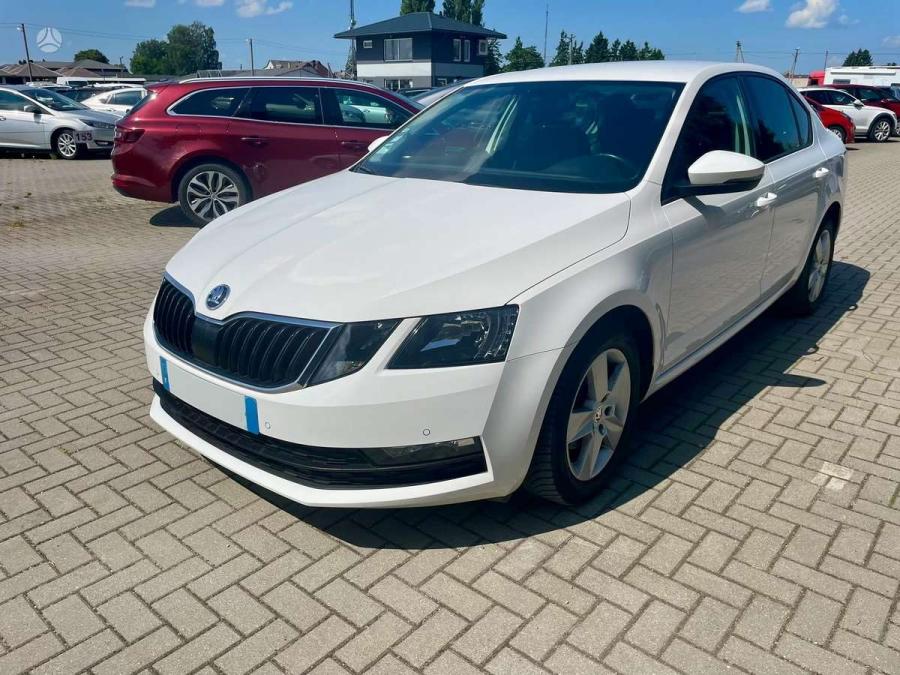 Белый Шкода Октавия 2019 в Таураге, объемом двигателя 1.60 л и пробегом 316 тыс. км за 6650 €, фото 3 на AUTOMOTO.COM.LV