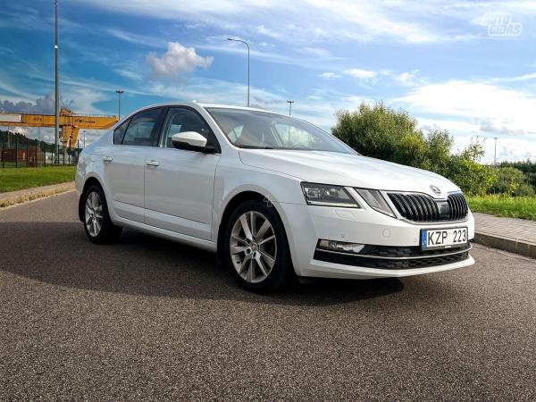 Шкода Октавия 2019 в Ширвинтос на AUTOMOTO.COM.LV Белый Шкода Октавия 2019 в Ширвинтос, объемом двигателя 1.60 л и пробегом 194 тыс. км за 7800 €, фото 4 на AUTOMOTO.COM.LV
