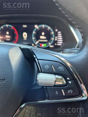 White Skoda Octavia 2020 in Liepaja, with an engine capacity of 2.00 L and mileage of 176 thousand km for 12555 €, photo 15 on AUTOMOTO.COM.LV