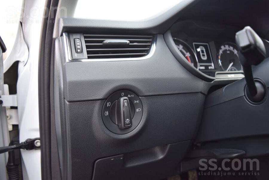 Balts Skoda Octavia 2020 Rīga, ar dzinēja tilpumu 1.50 L un nobraukumu 151 tūkst. km par 10500 €, foto 10 vietnē AUTOMOTO.COM.LV