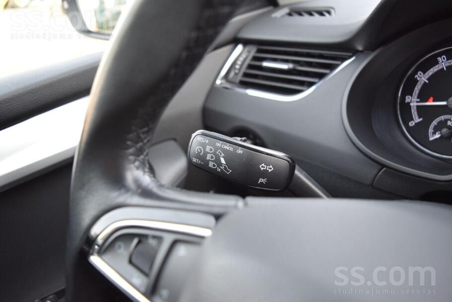 Balts Skoda Octavia 2020 Rīga, ar dzinēja tilpumu 1.50 L un nobraukumu 151 tūkst. km par 10500 €, foto 12 vietnē AUTOMOTO.COM.LV