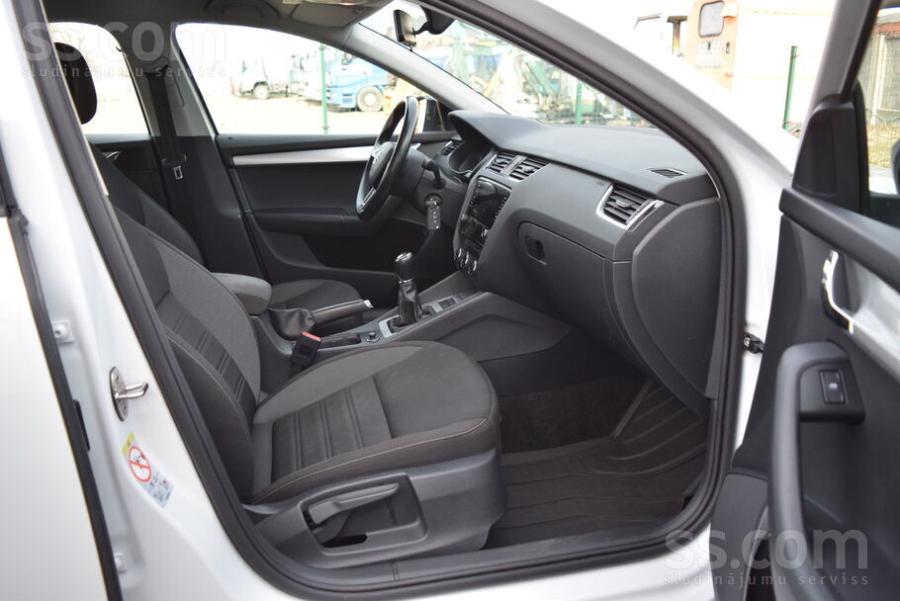 Balts Skoda Octavia 2020 Rīga, ar dzinēja tilpumu 1.50 L un nobraukumu 151 tūkst. km par 10500 €, foto 14 vietnē AUTOMOTO.COM.LV
