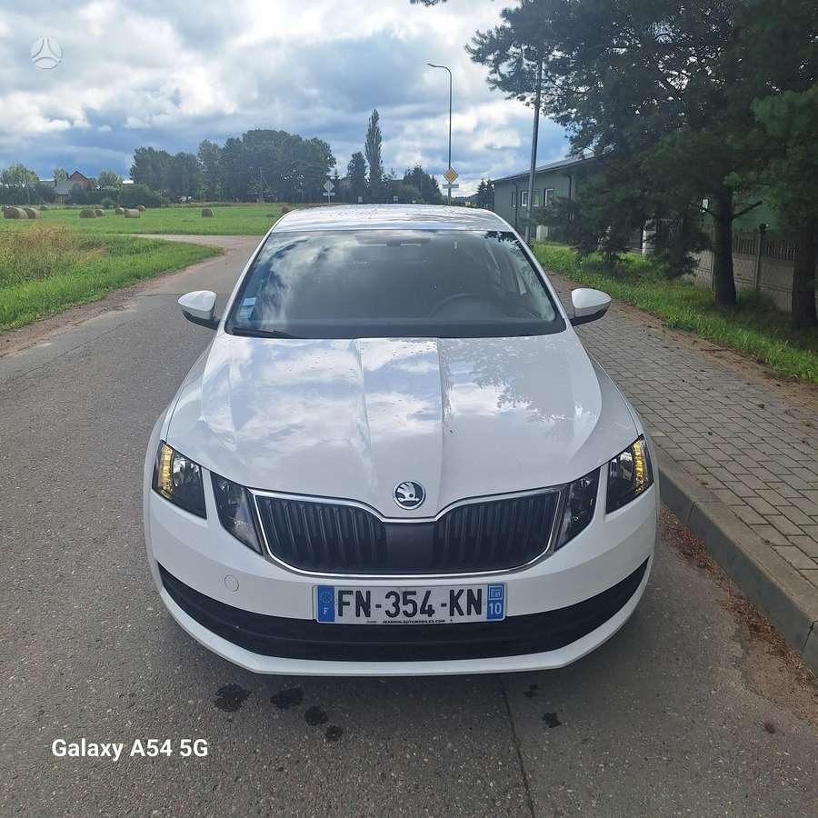 Balts Skoda Octavia 2020 Tauragė, ar dzinēja tilpumu 1.60 L un nobraukumu 359 tūkst. km par 6999 €, foto 7 vietnē AUTOMOTO.COM.LV