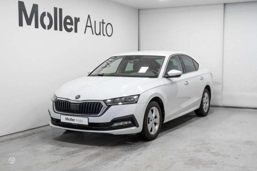 White Skoda Octavia 2021 in Vilnius, with an engine capacity of 1.50 L and mileage of 92 thousand km for 18900 €, photo 1 on AUTOMOTO.COM.LV