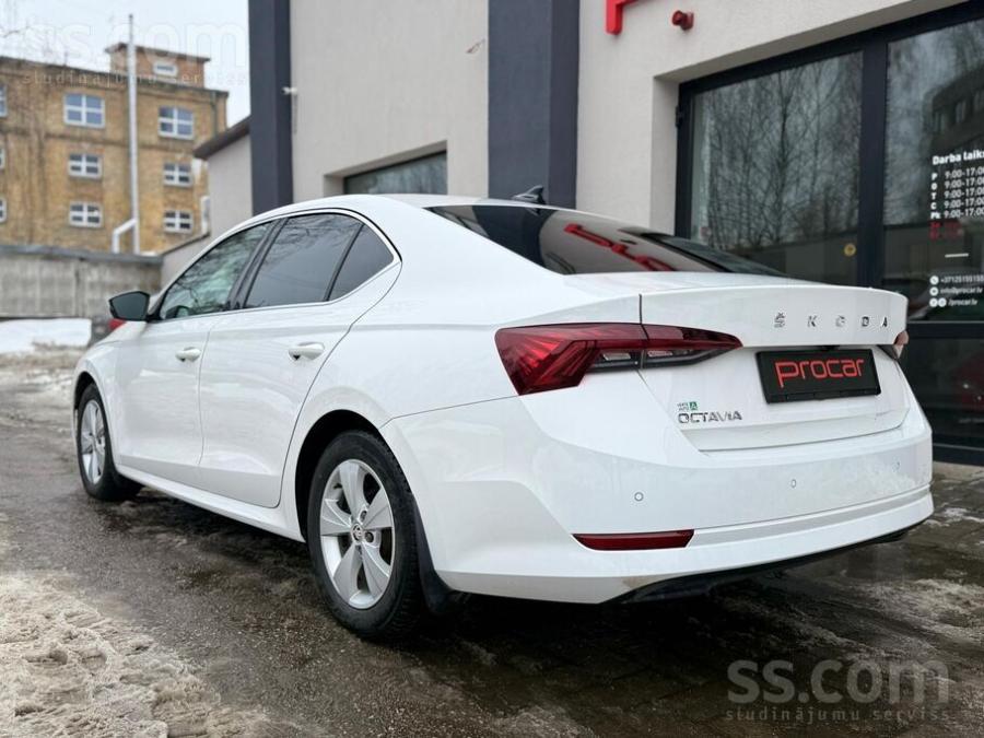 Balts Skoda Octavia 2021 Rīga, ar dzinēja tilpumu 1.50 L un nobraukumu 198 tūkst. km par 10900 €, foto 4 vietnē AUTOMOTO.COM.LV