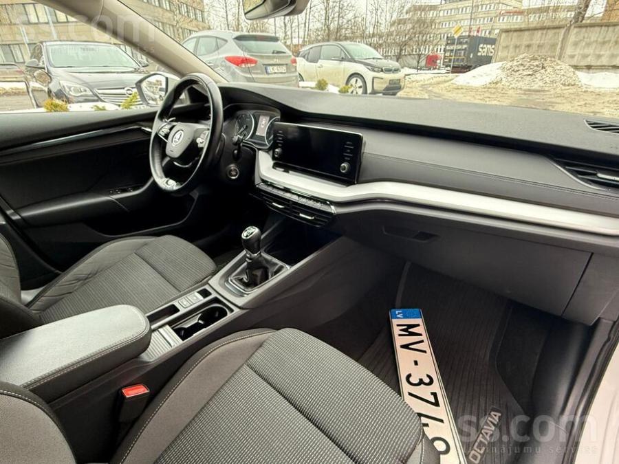 Balts Skoda Octavia 2021 Rīga, ar dzinēja tilpumu 1.50 L un nobraukumu 198 tūkst. km par 10900 €, foto 16 vietnē AUTOMOTO.COM.LV