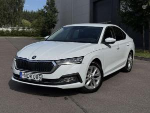 White Skoda Octavia 2021 in Vilnius, with an engine capacity of 1.97 L and mileage of 140 thousand km for 16200 €, photo 5 on AUTOMOTO.COM.LV