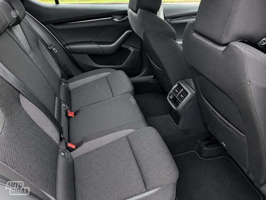 Balts Skoda Octavia 2021 Viļņa, ar dzinēja tilpumu 2.00 L un nobraukumu 249 tūkst. km par 11900 €, foto 18 vietnē AUTOMOTO.COM.LV