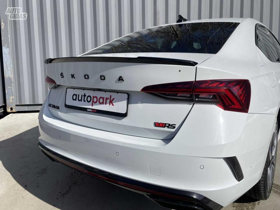 White Skoda Octavia 2022 in Vilnius, with an engine capacity of 2.00 L and mileage of 94 thousand km for 25900 €, photo 7 on AUTOMOTO.COM.LV