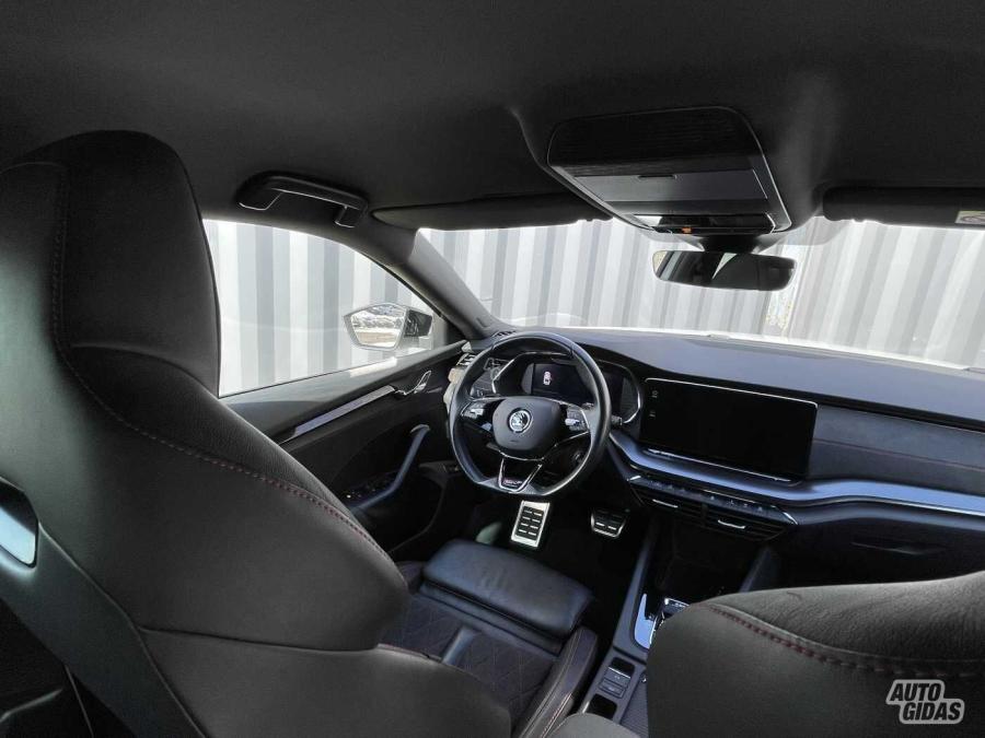 White Skoda Octavia 2022 in Vilnius, with an engine capacity of 2.00 L and mileage of 94 thousand km for 25900 €, photo 11 on AUTOMOTO.COM.LV