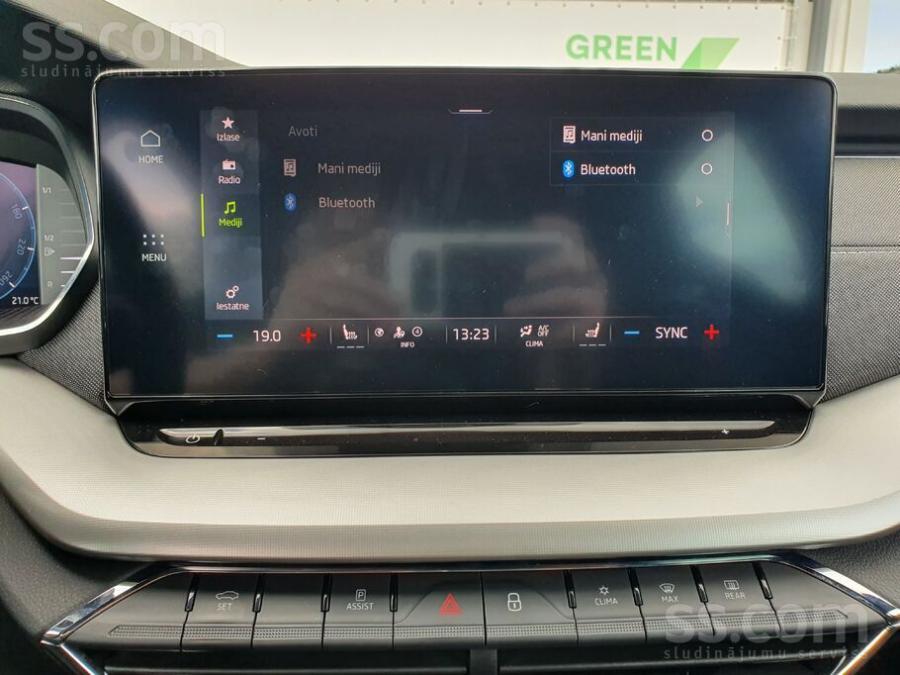 Balts Skoda Octavia 2022 Rīga, ar dzinēja tilpumu 2.00 L un nobraukumu 95 tūkst. km par 20900 €, foto 18 vietnē AUTOMOTO.COM.LV