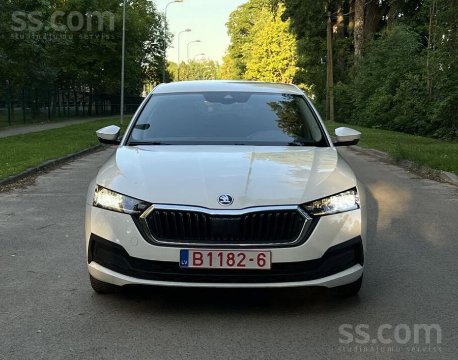 Balts Skoda Octavia 2022 Jelgava, ar dzinēja tilpumu 2.00 L un nobraukumu 0 tūkst. km par 14200 €, foto 8 vietnē AUTOMOTO.COM.LV