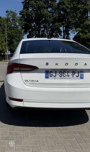 Balts Skoda Octavia 2022 Tauragė, ar dzinēja tilpumu 2.00 L un nobraukumu 247 tūkst. km par 8700 €, foto 9 vietnē AUTOMOTO.COM.LV