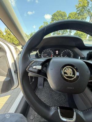 Balts Skoda Octavia 2022 Tauragė, ar dzinēja tilpumu 2.00 L un nobraukumu 247 tūkst. km par 8700 €, foto 20 vietnē AUTOMOTO.COM.LV
