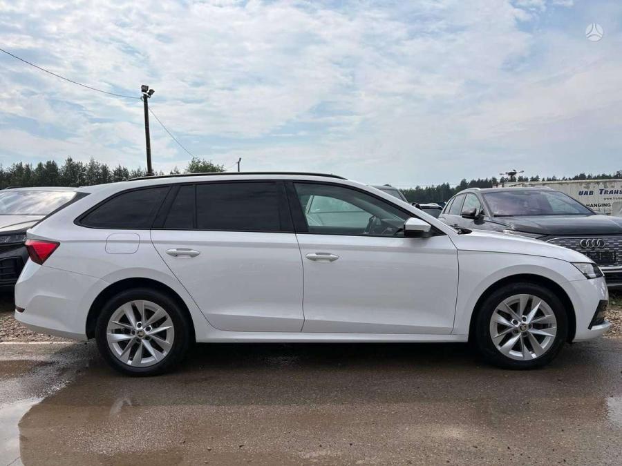 Balts Skoda Octavia 2022 Viļņa, ar dzinēja tilpumu 1.40 L un nobraukumu 167 tūkst. km par 14200 €, foto 5 vietnē AUTOMOTO.COM.LV