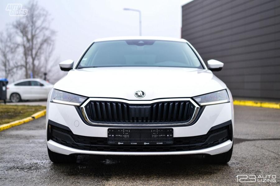 Balts Skoda Octavia 2023 Kretinga, ar dzinēja tilpumu 2.00 L un nobraukumu 189 tūkst. km par 19999 €, foto 3 vietnē AUTOMOTO.COM.LV