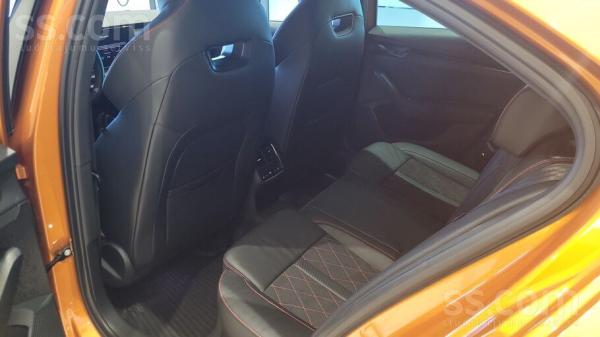 White Skoda Octavia 2023 in Riga, with an engine capacity of 2.00 L and mileage of 22 thousand km for 28790 €, photo 9 on AUTOMOTO.COM.LV