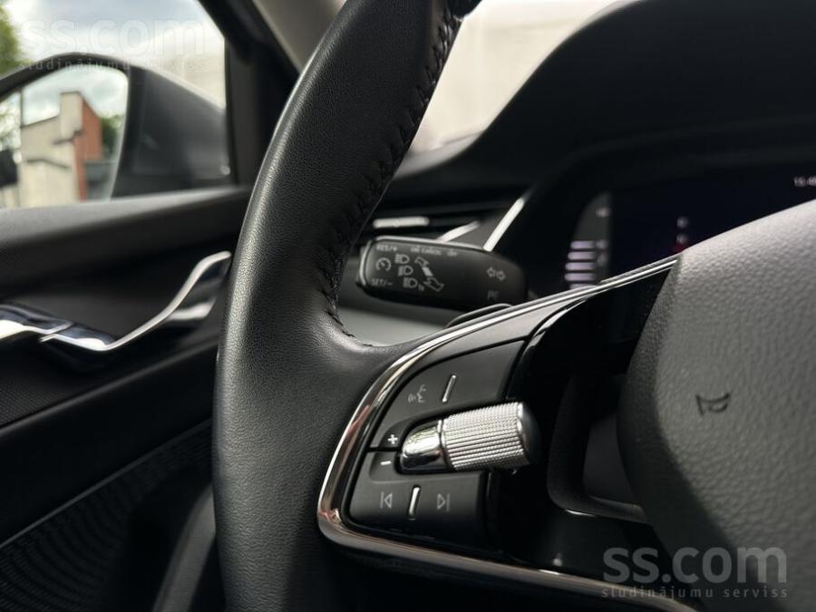 White Skoda Octavia 2023 in Riga, with an engine capacity of 2.00 L and mileage of 61 thousand km for 21550 €, photo 11 on AUTOMOTO.COM.LV