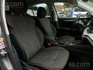 White Skoda Octavia 2023 in Riga, with an engine capacity of 2.00 L and mileage of 61 thousand km for 21550 €, photo 17 on AUTOMOTO.COM.LV