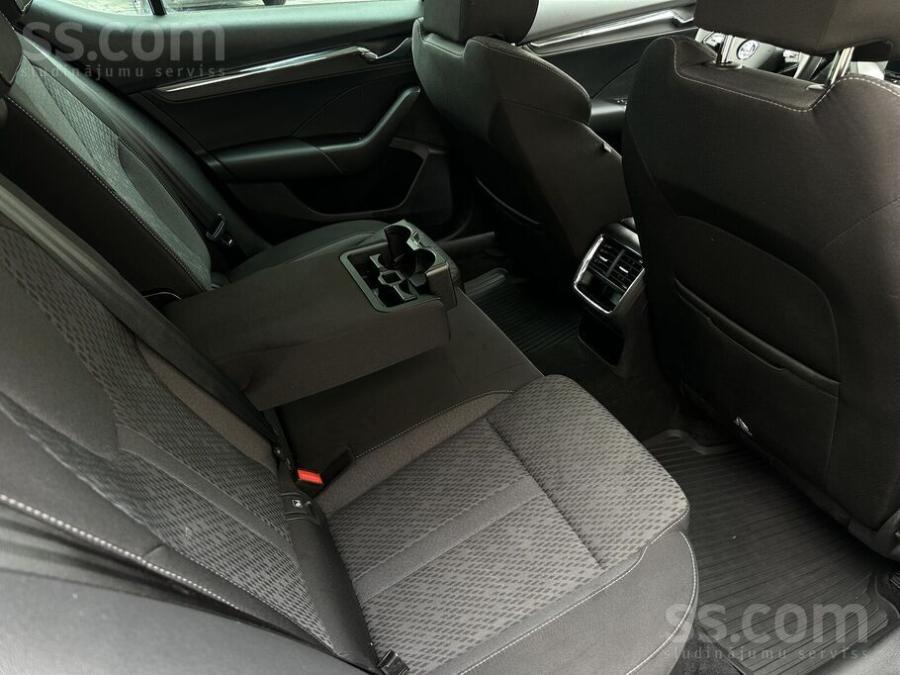White Skoda Octavia 2023 in Riga, with an engine capacity of 2.00 L and mileage of 61 thousand km for 21550 €, photo 19 on AUTOMOTO.COM.LV