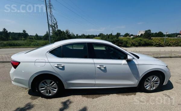 Balts Skoda Octavia 2023 Ogre, ar dzinēja tilpumu 2.00 L un nobraukumu 77 tūkst. km par 15950 €, foto 6 vietnē AUTOMOTO.COM.LV