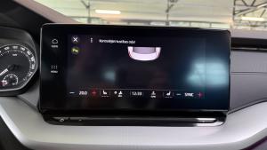 Balts Skoda Octavia 2023 Rīga, ar dzinēja tilpumu 2.00 L un nobraukumu 102 tūkst. km par 1650000 €, foto 20 vietnē AUTOMOTO.COM.LV