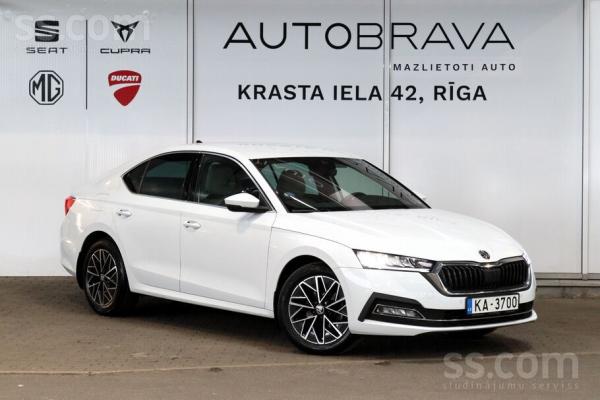 White Skoda Octavia 2023 in Riga, with an engine capacity of 1.50 L and mileage of 105 thousand km for 16800 €, photo 3 on AUTOMOTO.COM.LV