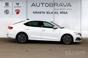 Белый Шкода Октавия 2023 в Рига, объемом двигателя 1.50 л и пробегом 105 тыс. км за 16800 €, фото 6 на AUTOMOTO.COM.LV