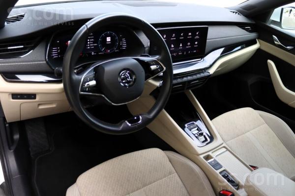 White Skoda Octavia 2023 in Riga, with an engine capacity of 1.50 L and mileage of 105 thousand km for 16800 €, photo 9 on AUTOMOTO.COM.LV