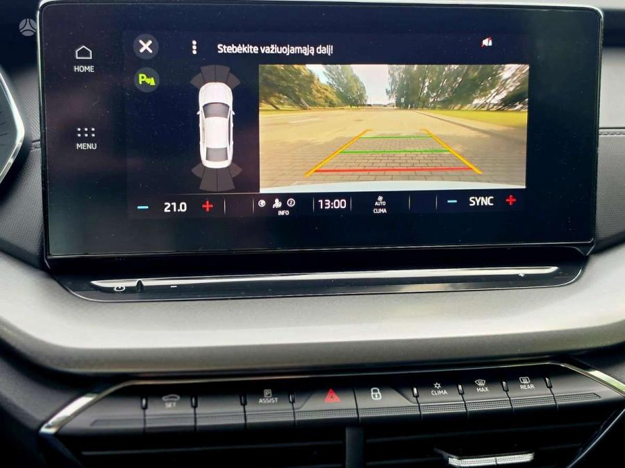 White Skoda Octavia 2023 in Taurage, with an engine capacity of 1.97 L and mileage of 187 thousand km for 12500 €, photo 29 on AUTOMOTO.COM.LV