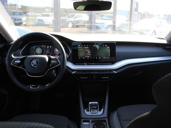 White Skoda Octavia 2024 in Vilnius, with an engine capacity of 1.50 L and mileage of 67 thousand km for 25500 €, photo 5 on AUTOMOTO.COM.LV