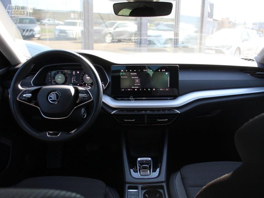 Balts Skoda Octavia 2024 Viļņa, ar dzinēja tilpumu 1.50 L un nobraukumu 67 tūkst. km par 25500 €, foto 6 vietnē AUTOMOTO.COM.LV
