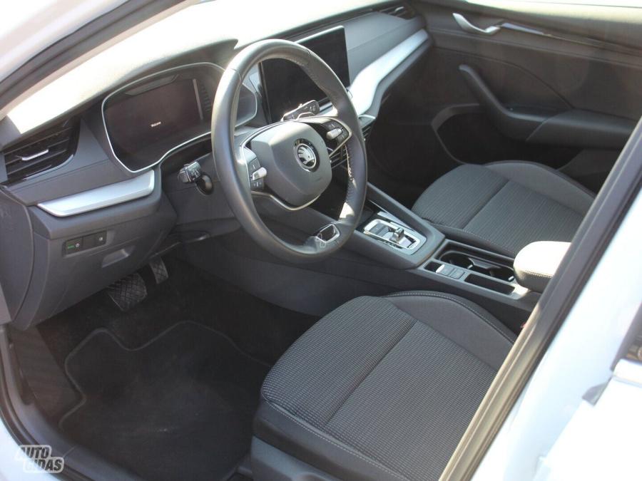 Balts Skoda Octavia 2024 Viļņa, ar dzinēja tilpumu 1.50 L un nobraukumu 67 tūkst. km par 25500 €, foto 7 vietnē AUTOMOTO.COM.LV