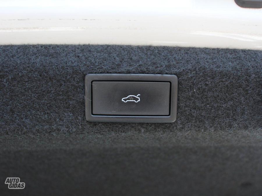 Balts Skoda Octavia 2024 Viļņa, ar dzinēja tilpumu 1.50 L un nobraukumu 67 tūkst. km par 25500 €, foto 25 vietnē AUTOMOTO.COM.LV