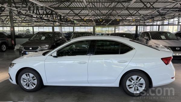 White Skoda Octavia 2024 in Riga, with an engine capacity of 2.00 L and mileage of 71 thousand km for 17500 €, photo 2 on AUTOMOTO.COM.LV