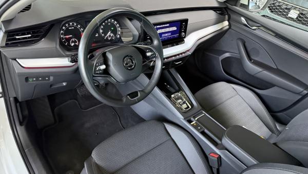 Balts Skoda Octavia 2024 Rīga, ar dzinēja tilpumu 2.00 L un nobraukumu 71 tūkst. km par 1750000 €, foto 10 vietnē AUTOMOTO.COM.LV