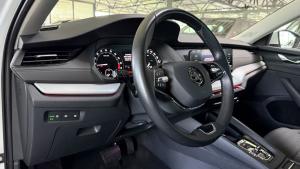 Balts Skoda Octavia 2024 Rīga, ar dzinēja tilpumu 2.00 L un nobraukumu 71 tūkst. km par 1750000 €, foto 17 vietnē AUTOMOTO.COM.LV