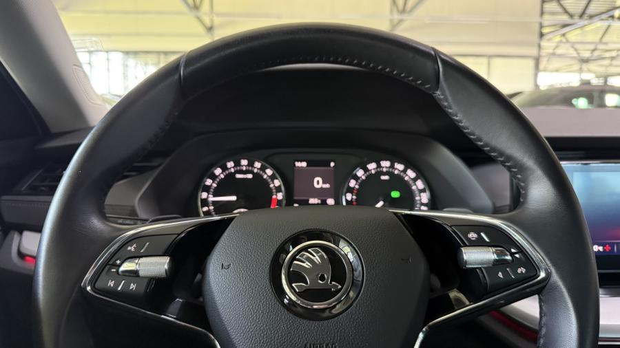 Balts Skoda Octavia 2024 Rīga, ar dzinēja tilpumu 2.00 L un nobraukumu 71 tūkst. km par 1750000 €, foto 18 vietnē AUTOMOTO.COM.LV